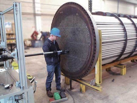 Maus Quadrol 90 Low-Voltage Electrical Mobile Tube Rolling Machines